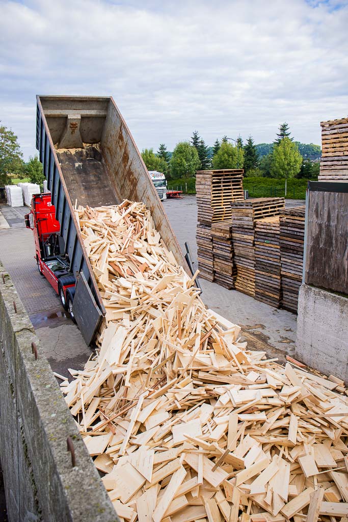Huur een houtcontainer. - Martens Wood Waste Solutions